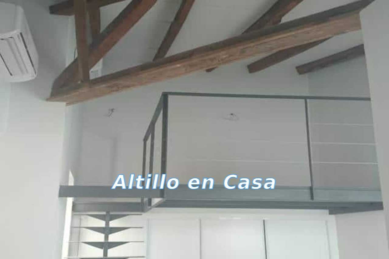 Cómo aprovechar el espacio con un altillo en casa - Reformadisimo